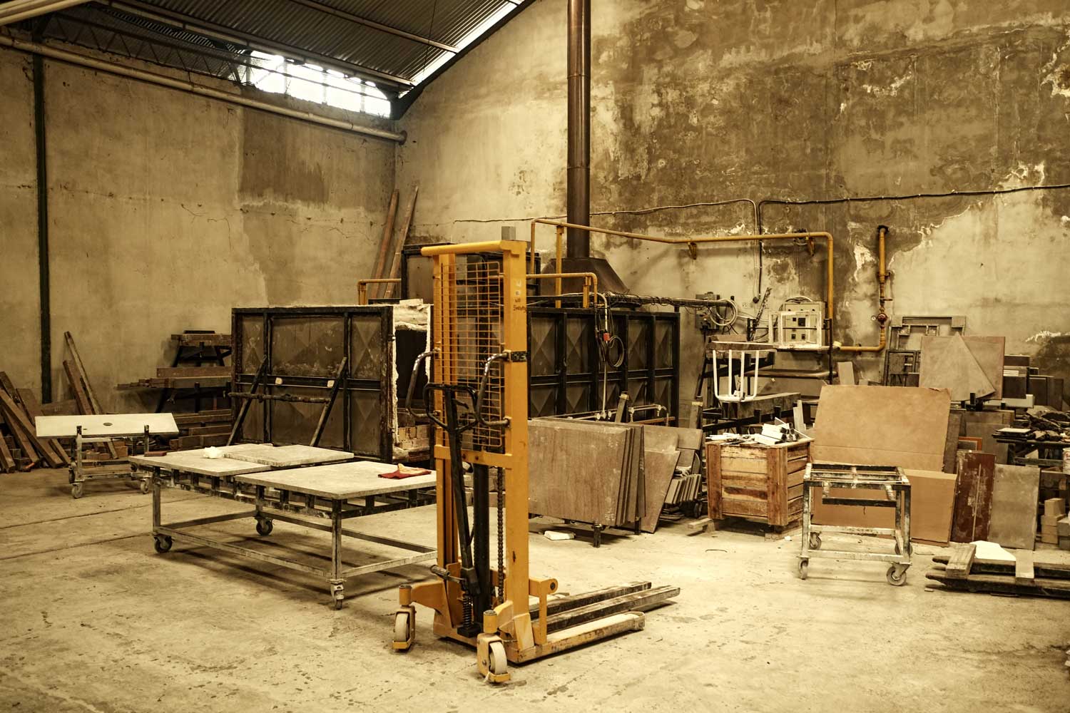 LAVA STONE DESIGN: FROM A FACTORY TO THE CREATION OF A DESIGN STUDIO ...